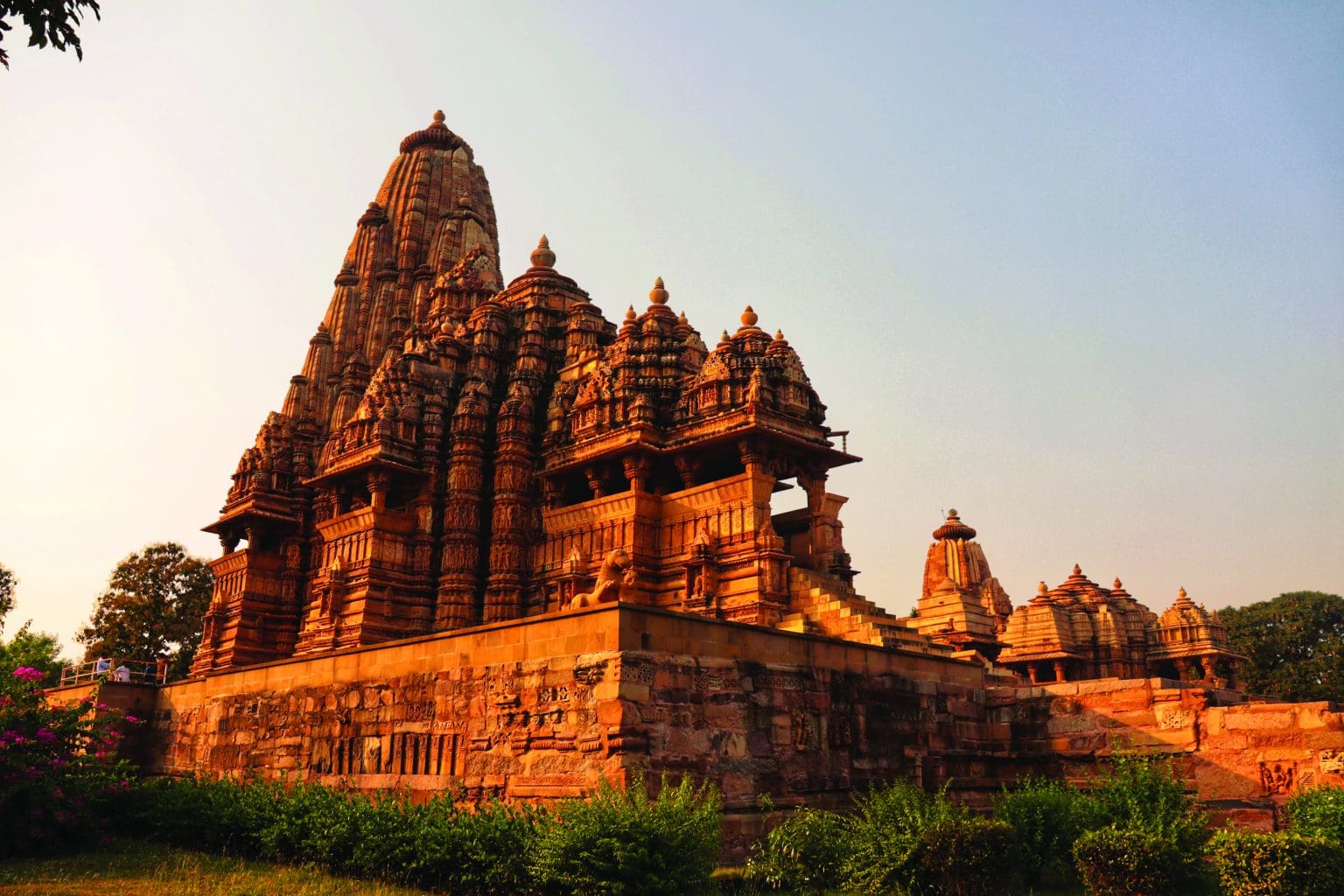Treasure of top 6 ancient monuments to visit in India