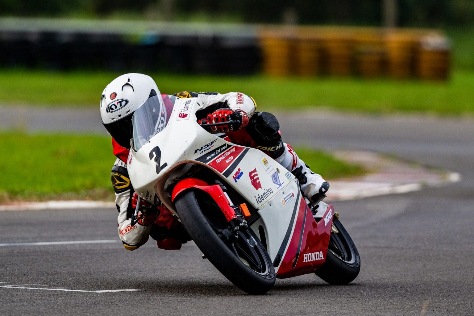 Big win by ace rider Rajiv Sethu - Indian National Motorcycle Racing ...