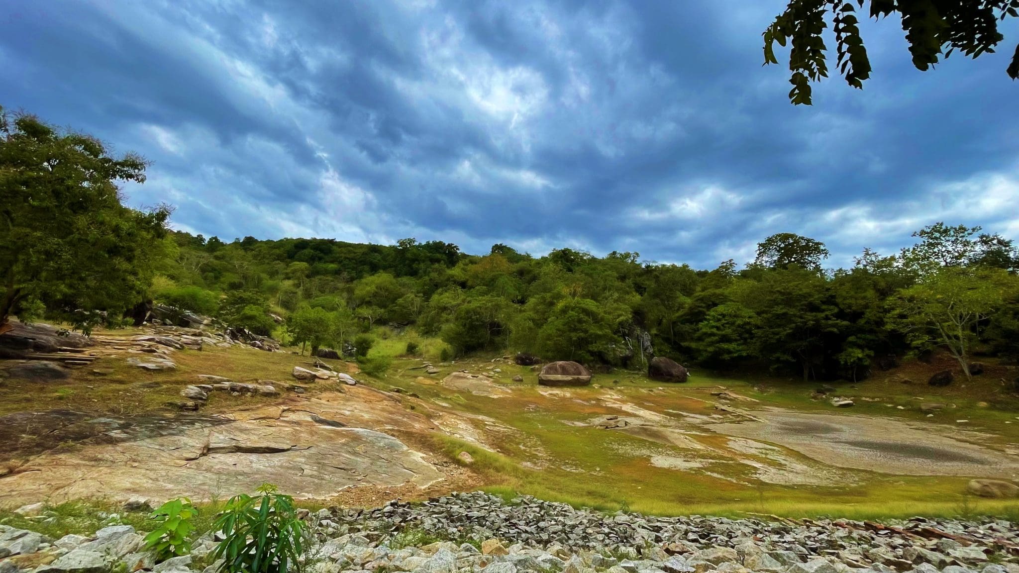 Discover Sri Lanka with Rajagala - a remote monastery with 600 pre ...