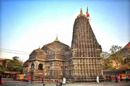 10 must-visit beautiful temples in Maharashtra