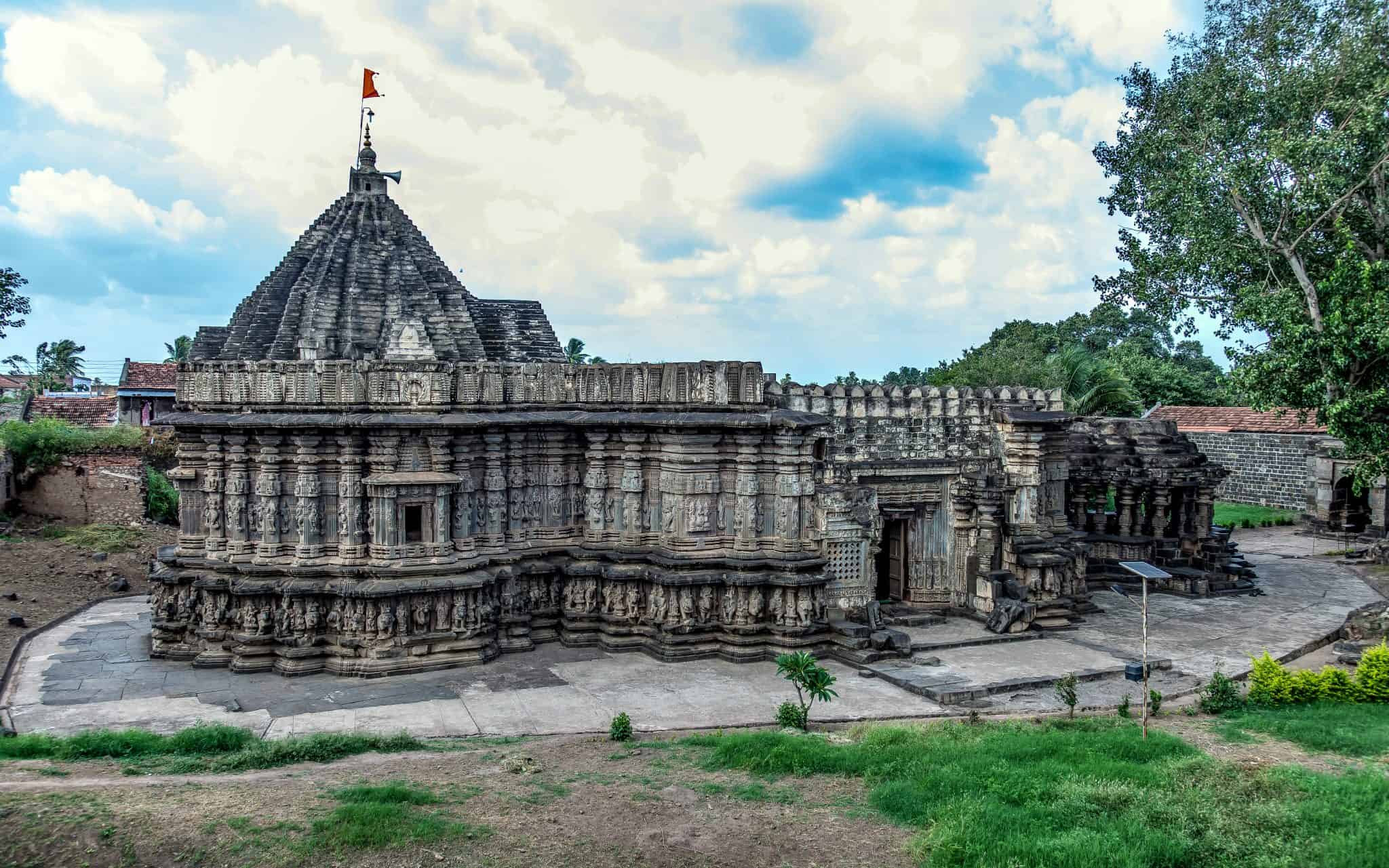 10 must-visit beautiful temples in Maharashtra