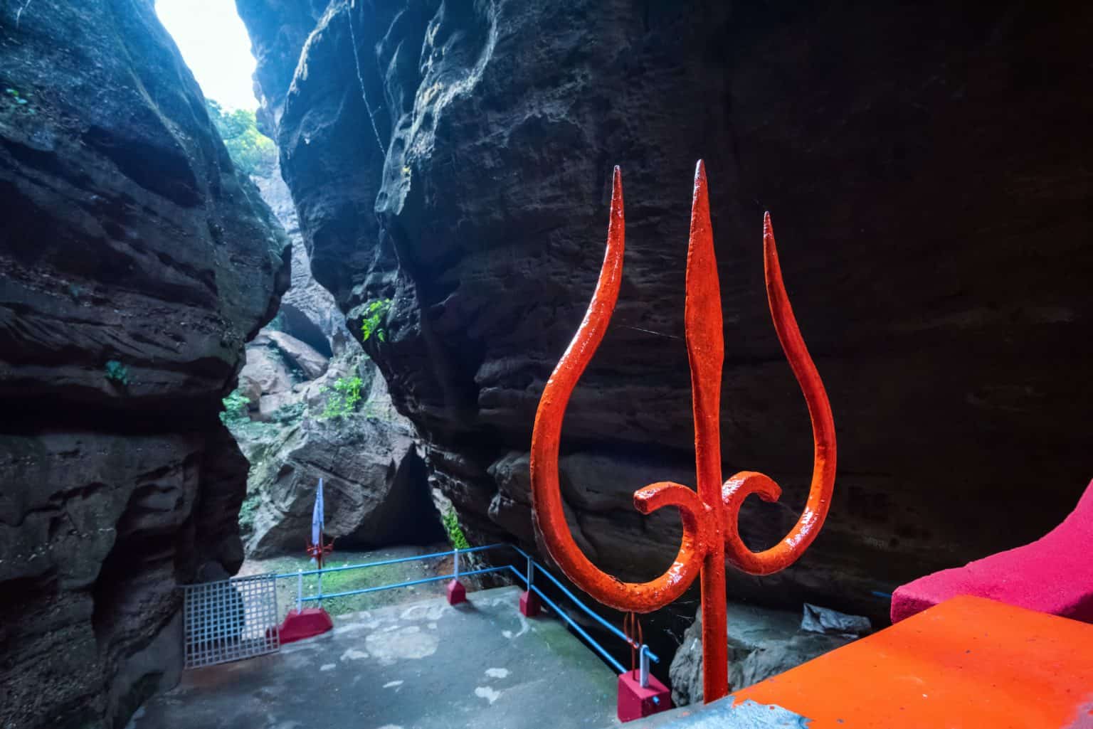Jatashankar: The Enigmatic Cave Temple of Pachmarhi
